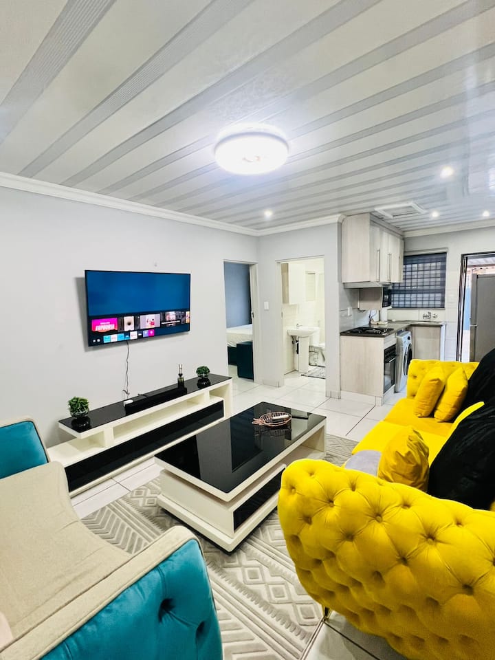 Modern Luxury Affordable One Bedroom - Vanderbijlpark