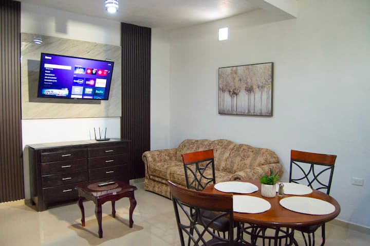 Céntrico Y Moderno: Suite A 10 Min De La Playa A/c - Guaymas