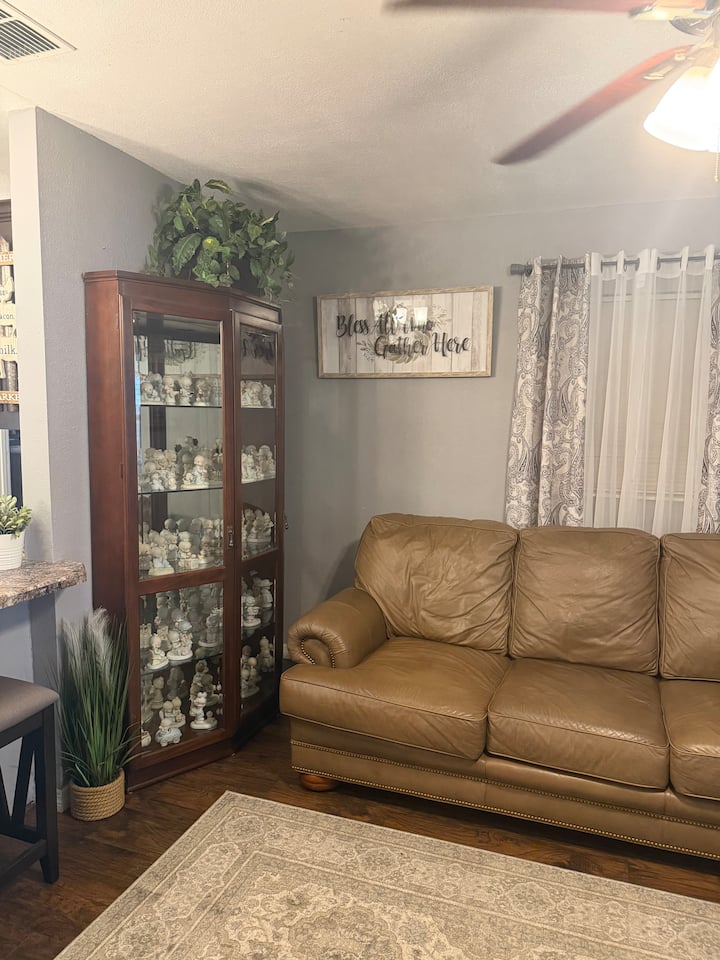 Beautiful 3 Bedroom 2 Bath Home. - Sebring, FL