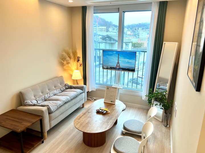 42 [신축 할인] 평화로운 주택가  L  감성 인테리어  L  연남·홍대·공항버스 - Corea del Sur