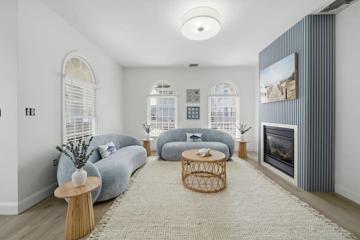 Waterfront Home, Steps To Beach - 2 Car Parking - Atlantic City, NJ