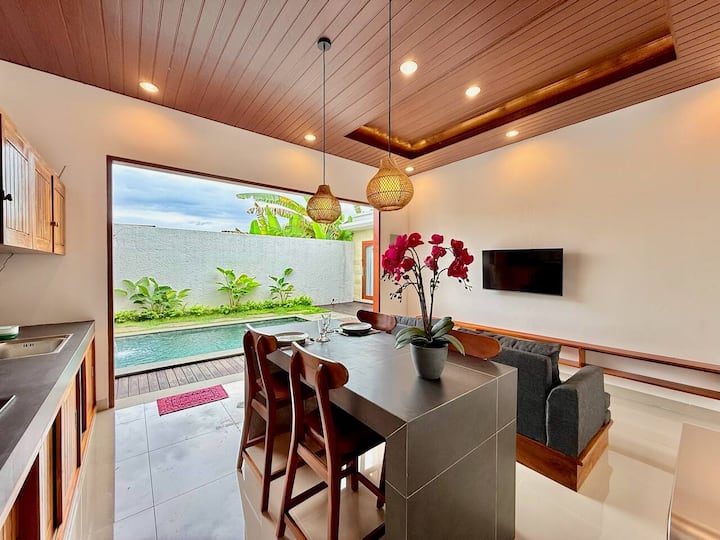 Moonlight Heaven Stylish 2-br Pool Villa Near Ubud - Australia