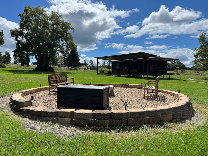 Cozy 2-bedroom Cottage - Yarraman