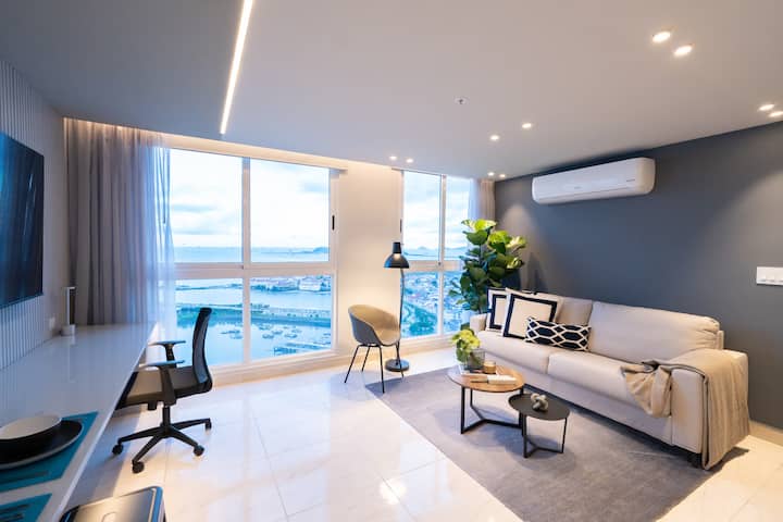 Modern 1br Ocean View | The Sands Pool High Floor - Panama