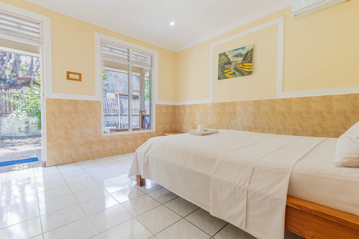 Long Stay Promo | Gili Trawangan Beachfront Room - Gili Islands