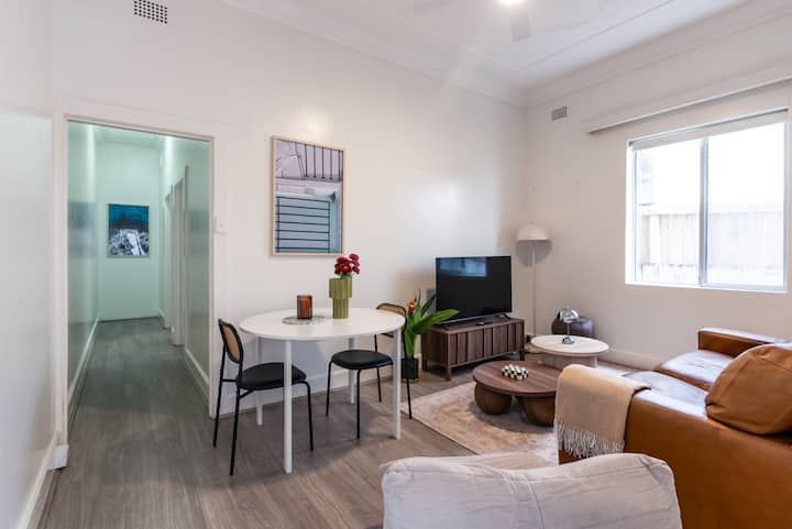 Bright & Comfortable 2br Ground Floor Apartment - Coogee