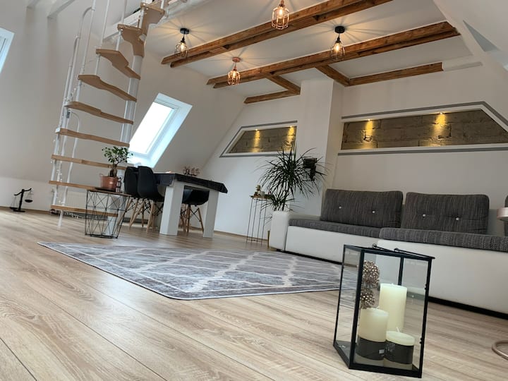 Gemütliche Dachgeschoss Wohnung In Oberasbach - Nürnberg