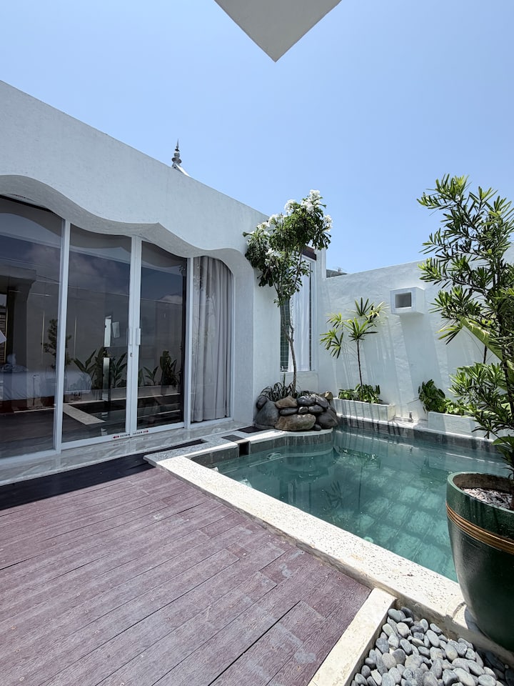 Zeman Villa - Padang