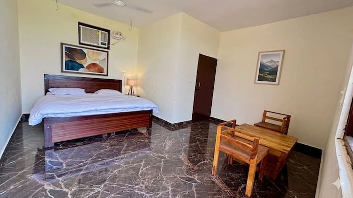 5 Rooms Farmhouse Gurgaon - Gurgaon