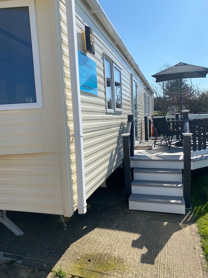 Whitecliff Bay - Nanna - 35% Off Ferry Prices - ワイト島