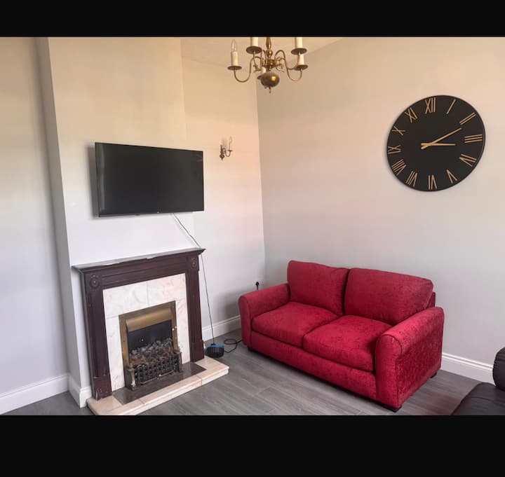 Accommodation Beside To Daisyhill Hospital - Newry