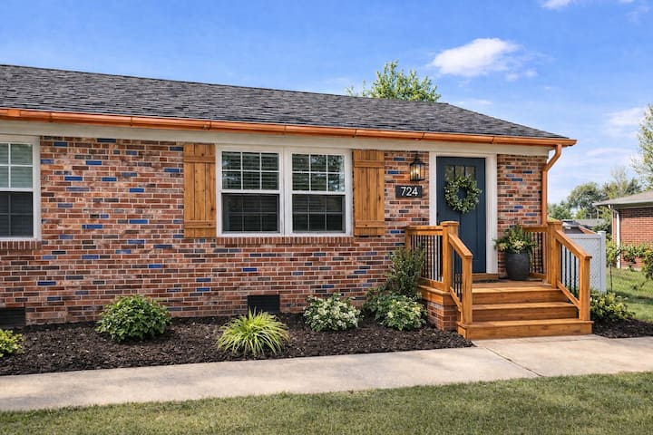 Coming Soon, Quiet Ranch Near Marina, Golf & Beach - Hampton, VA