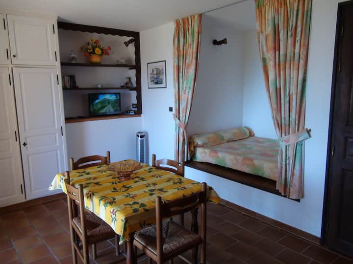 Calvi, Studio 2, Familial, Vue Mer, Charme Corse - Calvi