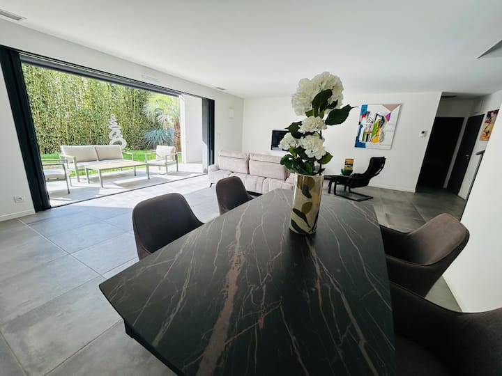 Villa Moderne, Spacieuse Calme Et Lumineuse - La Grande-Motte