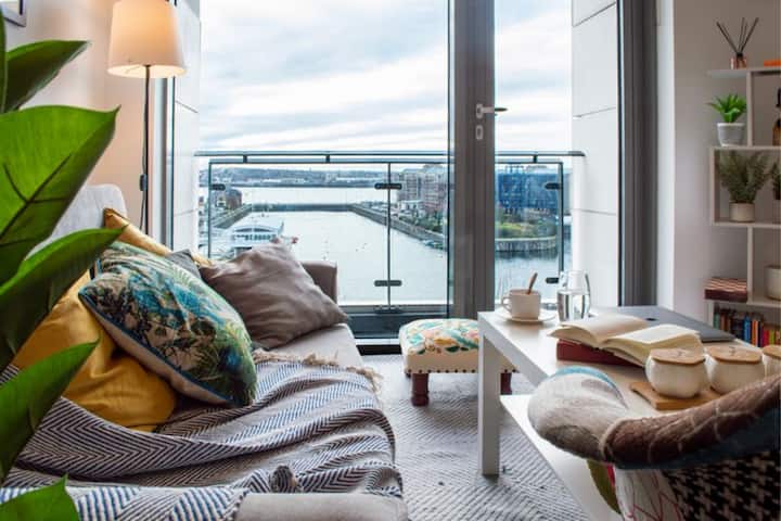 Liverpool Mersey View Stay + Free Parking - Liverpool