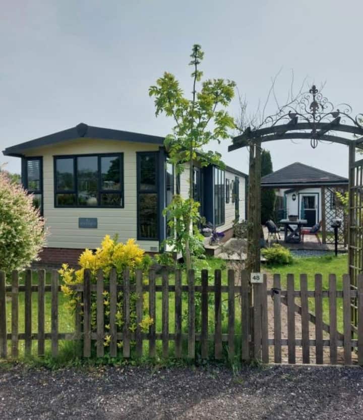 Joy Boutique Chalet Bij Hoorn En Stadsstrand. - Hoorn