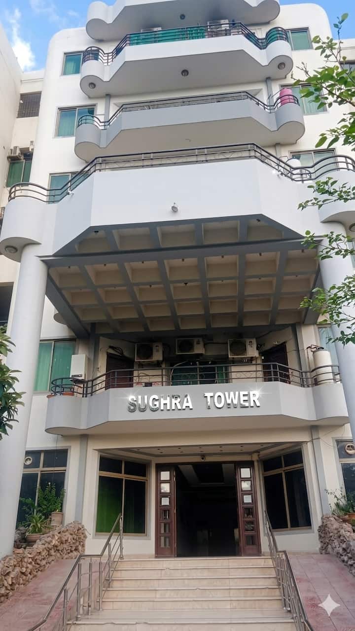 Luxury 1bhk In F11 | Fast Wifi | Prime Location - Islamabad