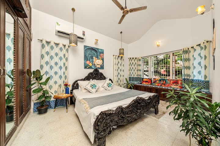 Heritage Haven 5bhk  Royal Vibes & Party Villa - Bangalore