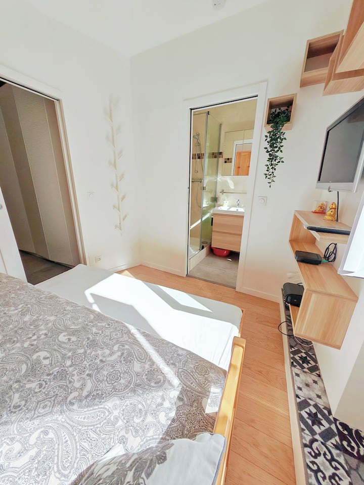 Chic Paris Nest – Oberkampf Area - Paris