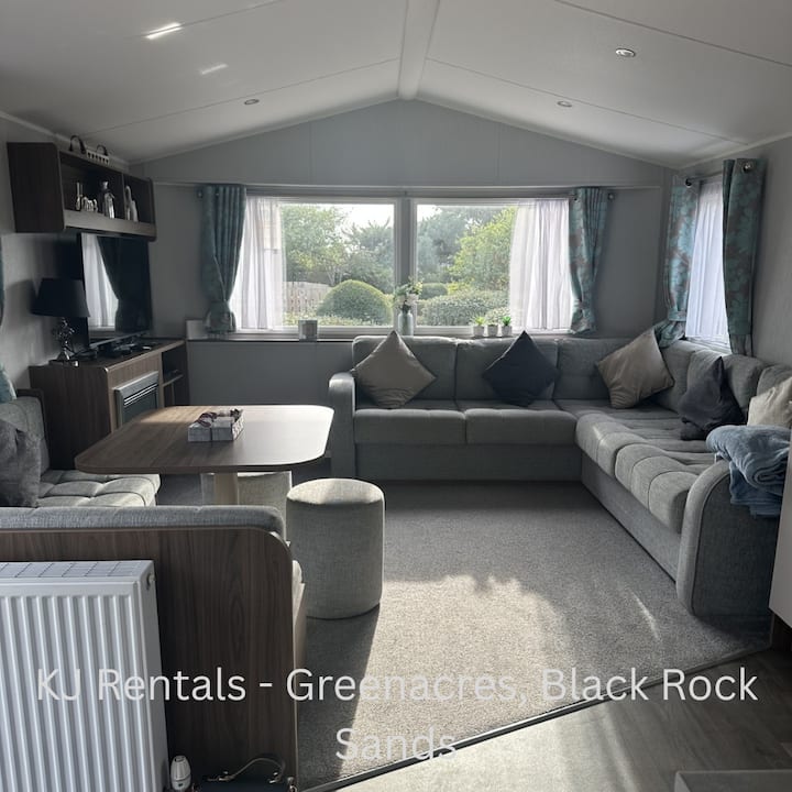 Want A Stress Free Break? The Dog Can Come Too! - Porthmadog