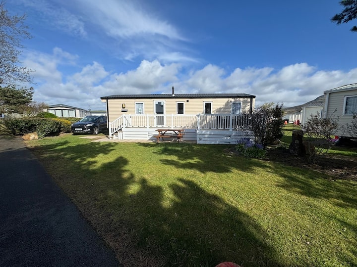 Want A Stress Free Break? The Dog Can Come Too! - Porthmadog