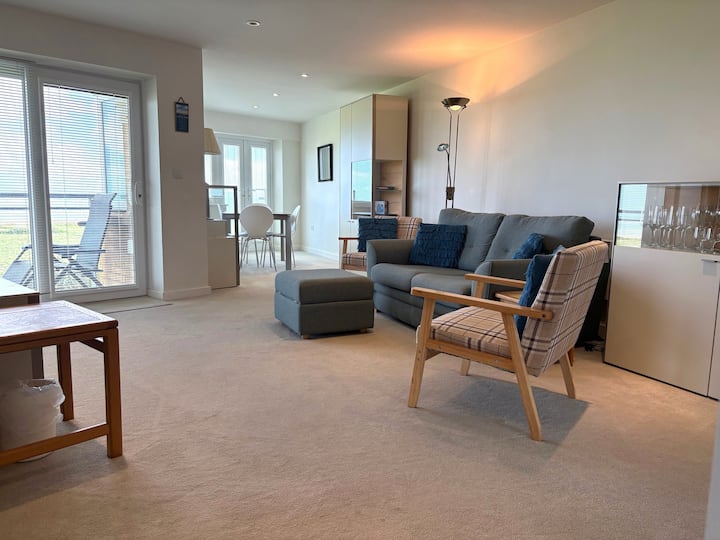 Coastal Breeze Adults-only Sea View Apartment - Eastbourne