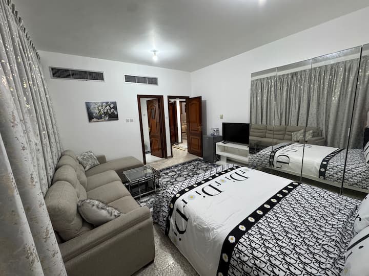 Silver Luxury Suite - Abu Dhabi