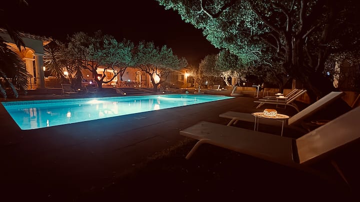 Rare ! Villa Luxe Côte D'azur
Pieds Dans L'eau - Fréjus