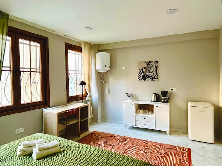 New! Stylish Private Apart At The Heart Of Kadıköy - İstanbul