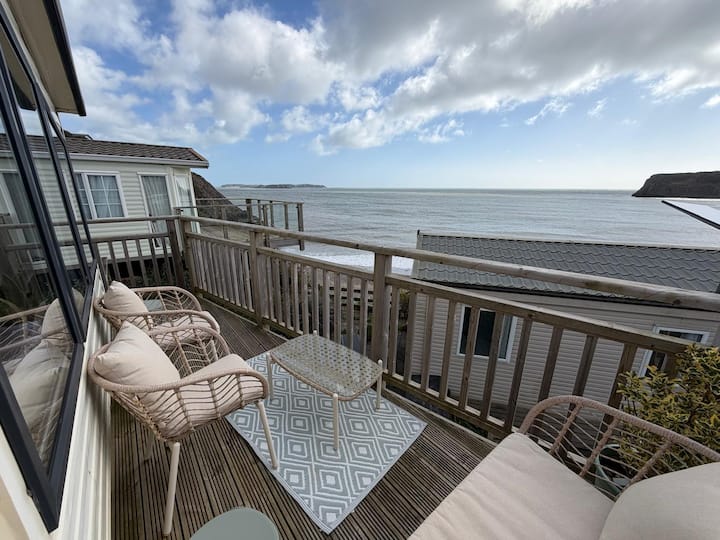 Wake Up By The Sea-relax. Unwind. Enjoy The View. - Tenby
