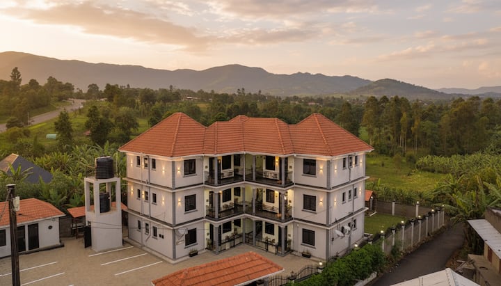 Fully-furnished Service Apartment - Uganda