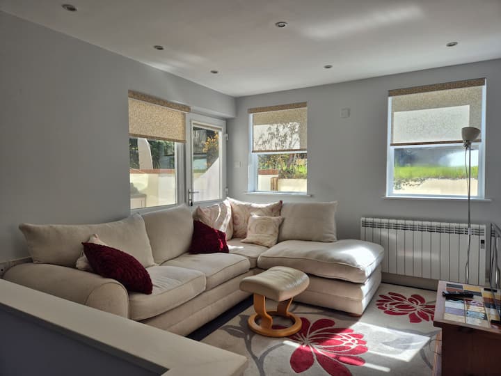 The Wing, Maison De Haut - Guernsey
