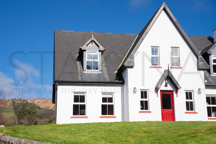 Skating Rock New Home, Just Outside Kenmare Town - Kenmare