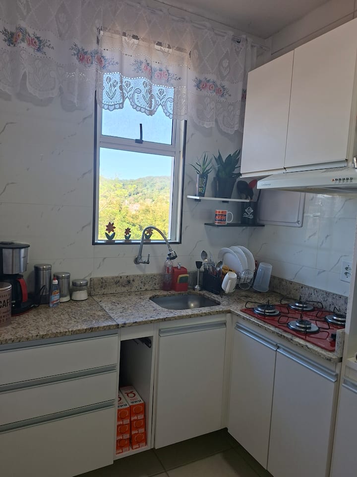 Apartamento Completo Bem Localizado - Dois Irmãos