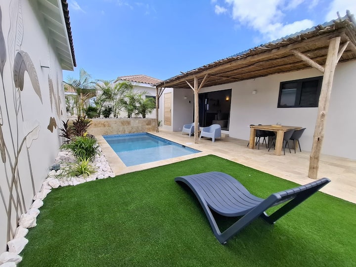 Emma Luxury Pool Suites – Private Pool Bungalow #2 - Curaçao