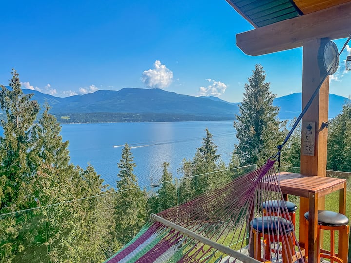 Stunning Shuswap Lakefront Estate In Blind Bay - Blind Bay