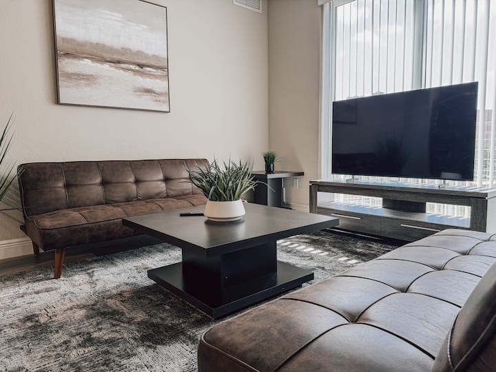 Miami Brickell Luxury Getaway - Miami, FL