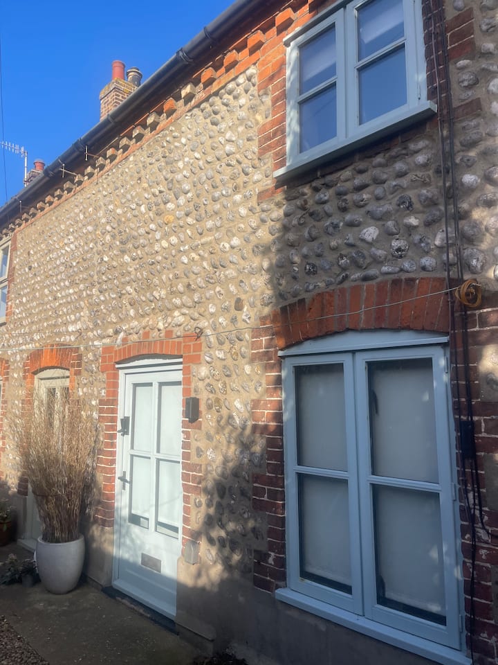 Port Cottage Golden Square, In The Heart Of Cromer - Cromer