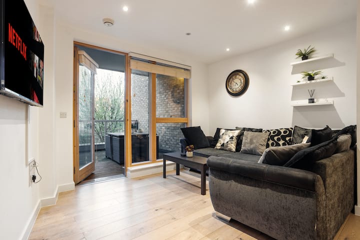 Modern 2br Balcony Apartment | Near Central London - Clapham Town - London