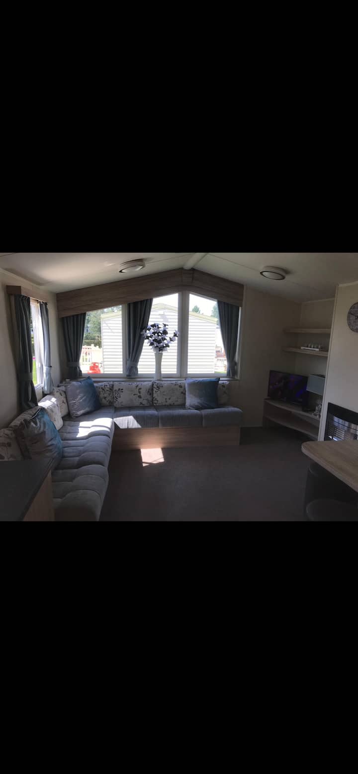 3 Bedroom Caravan - North Berwick