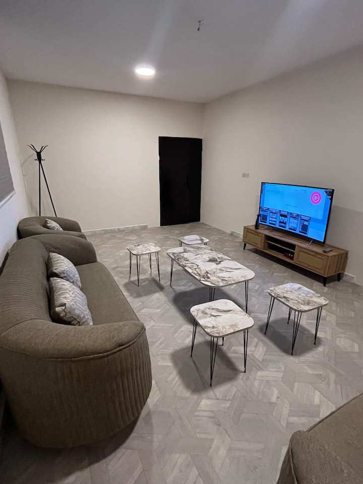 غرفة وصالة حي الربوة - Riyadh