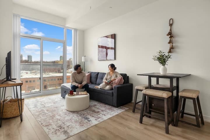 Casa Loma | Subway Access | Queen Bed - Toronto