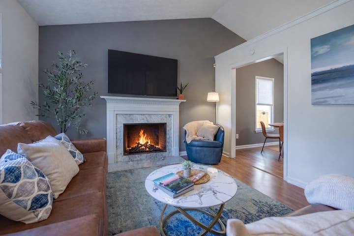 Fast Wifi • Workspace • Pet-friendly • Sleeps 8 - Acworth, GA