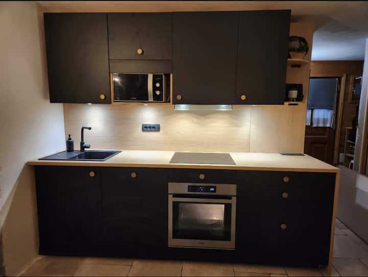 Appartement Avec 2 Chambres En Rez De Jardin - Les Houches