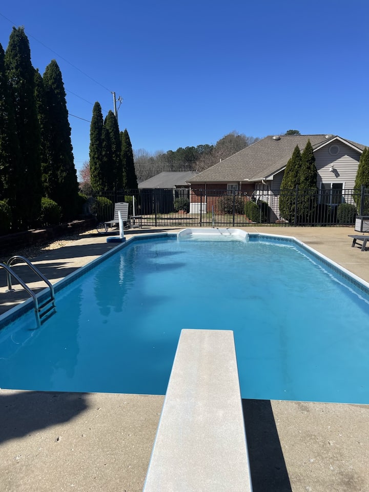 Southway Pool Paradise - Huntsville, AL