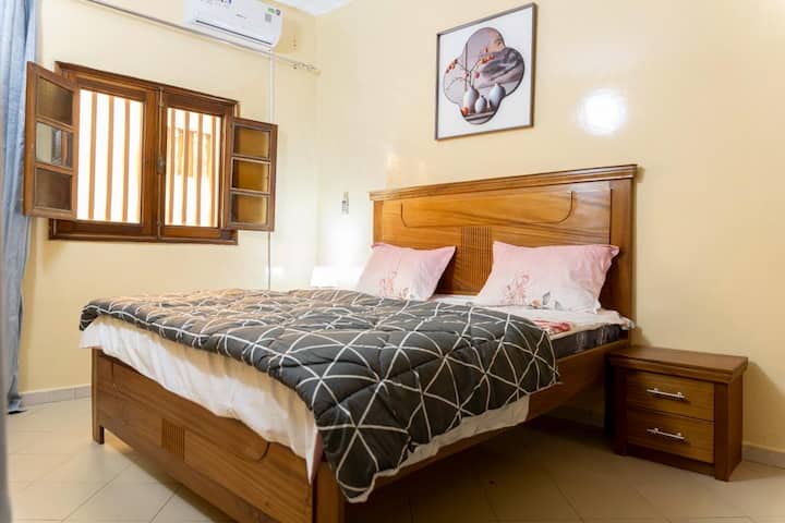 Appartement T2 à 10 Minutes De La Plage - Dakar