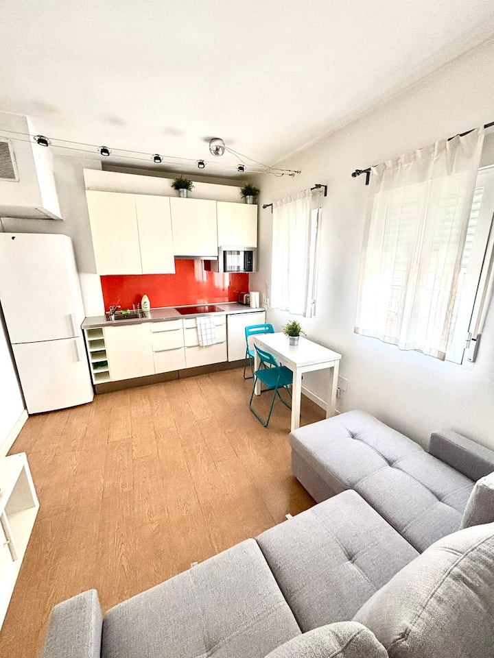 Retiro Park Suites - Adolfo Suárez Madrid–Barajas Airport (MAD)