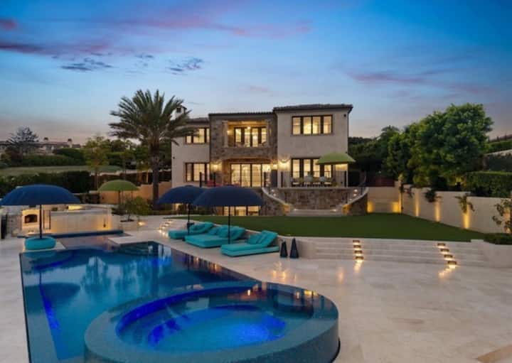 Ultra-luxury Newport Coast Estate W/ Coastal Views - Newport Beach, CA