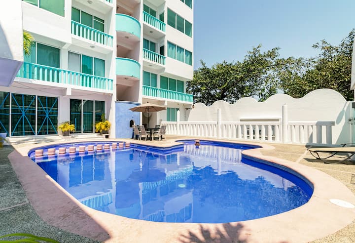 Alberca, Playas Y Mar - Acapulco