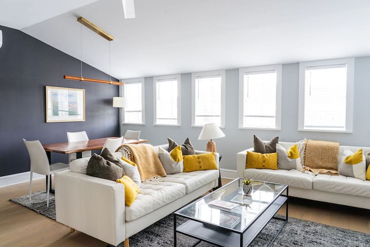 Mountain View Apartment At Station Inn - Hudson Valley, NY